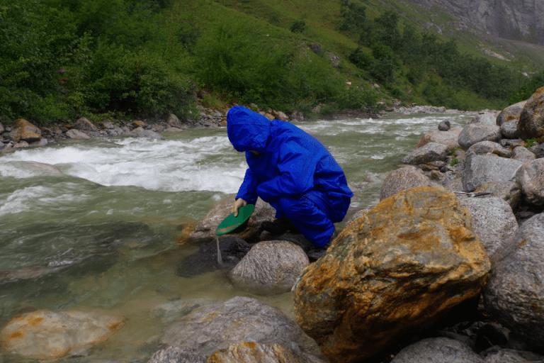 The Ultimate Gold Prospecting Guide - How to Find Gold Like a Pro ...